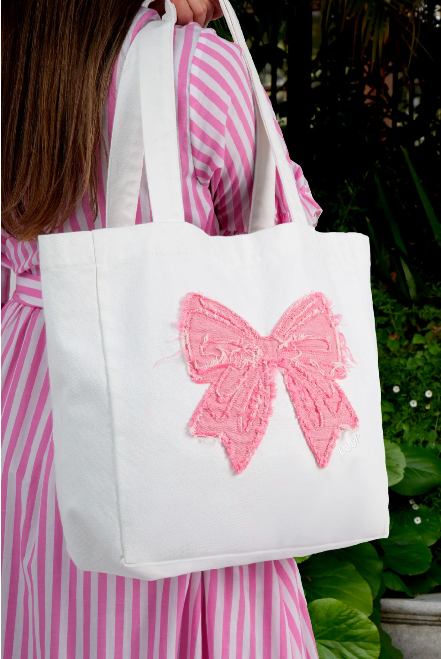 Bold and The Bowtiful Bag – Vovo's Boutique